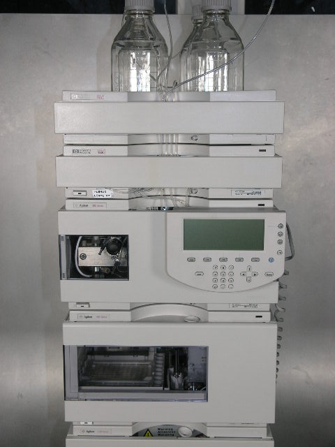 labstuff.eu - Agilent 1100 HPLC with Gameboy, Software, License, PC