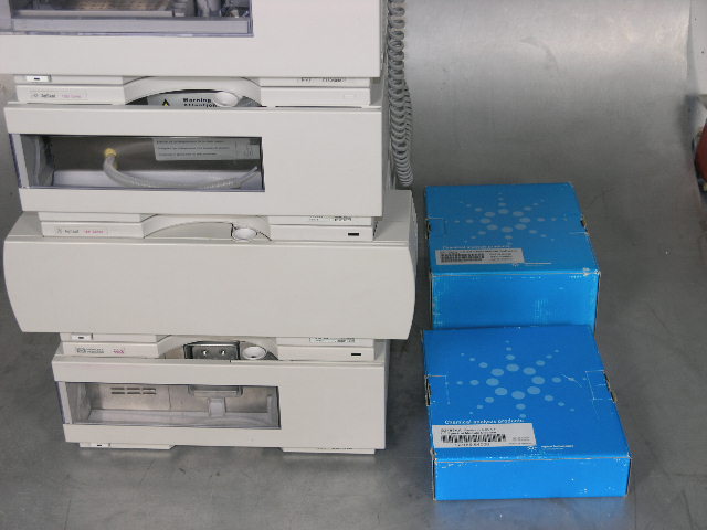 labstuff.eu - Agilent 1100 HPLC with Gameboy, Software, License, PC