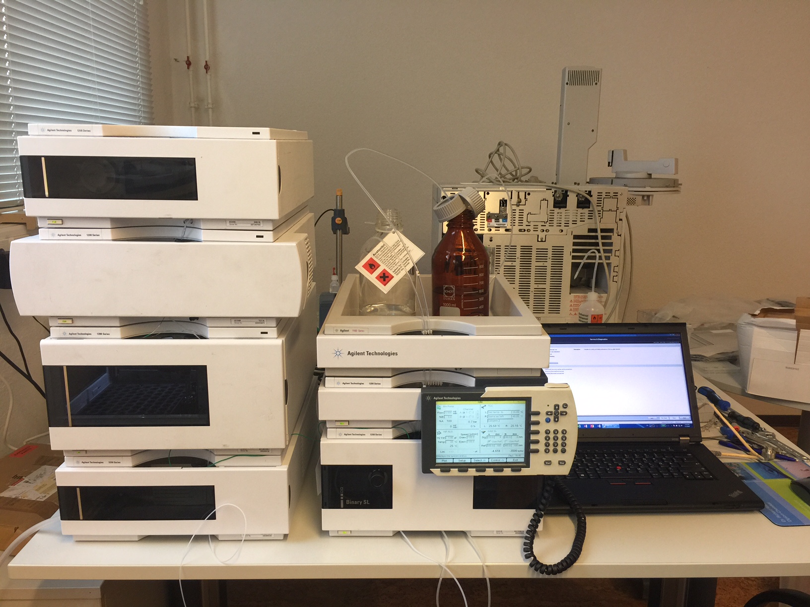 labstuff.eu - Agilent 1200 HPLC Anlage 600barVersion mit HIP Sampler. UHPLC