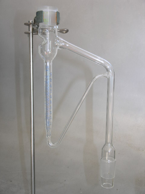 labstuff.eu - Distillation head with measuring tube 10ml and Reflux