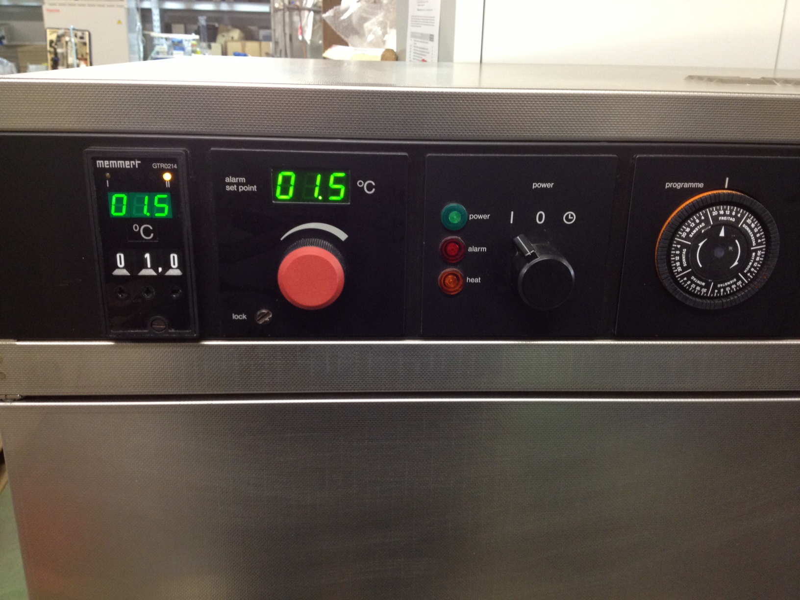 labstuff.eu - Memmert ICE 700 Cooled Incubator