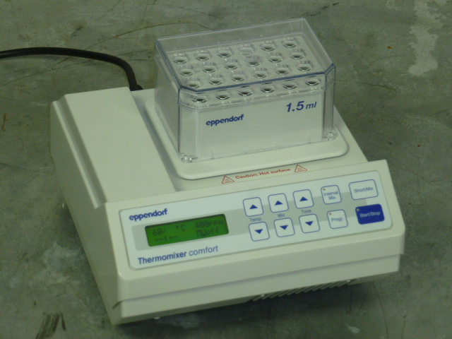 labstuff.eu - Eppendorf Thermomixer comfort with 2ml Block