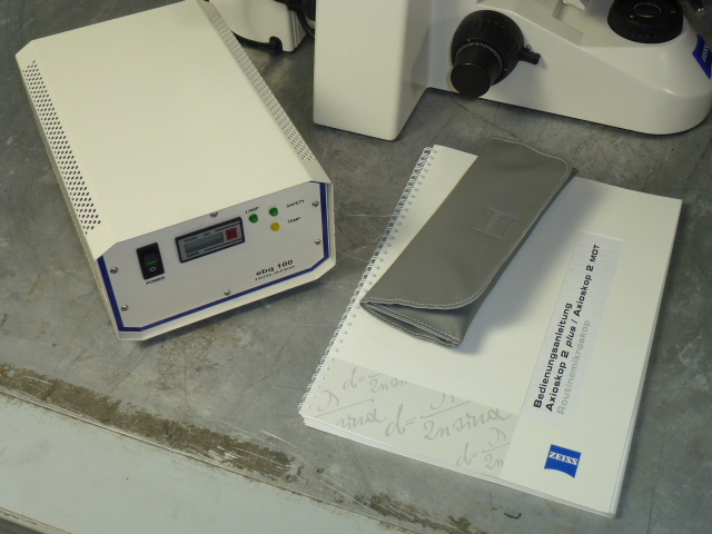labstuff.eu - Zeiss Axioplan 2 plus with Fluorescence