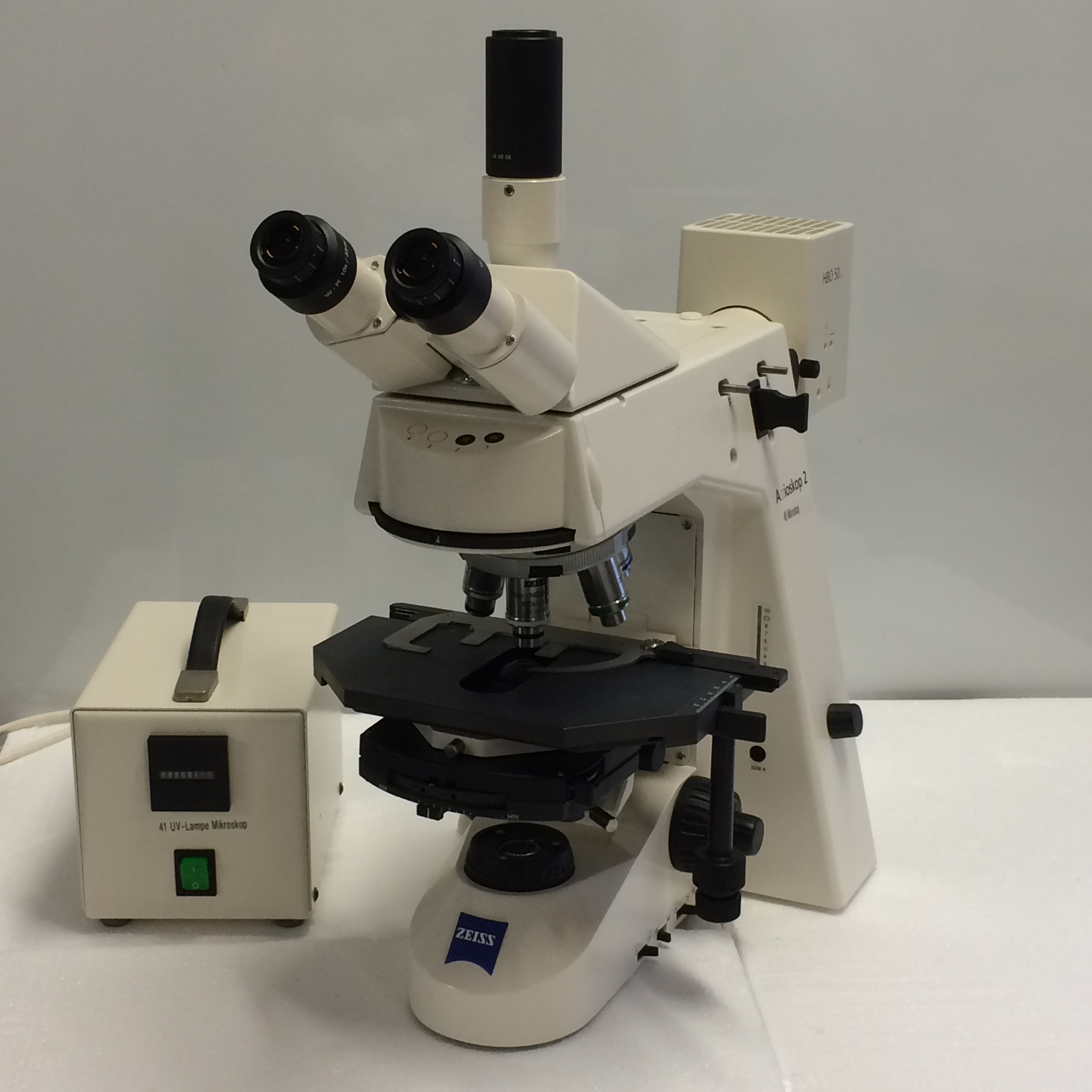 labstuff.eu - Zeiss Axioskop II with transmitted and fluorescence Light