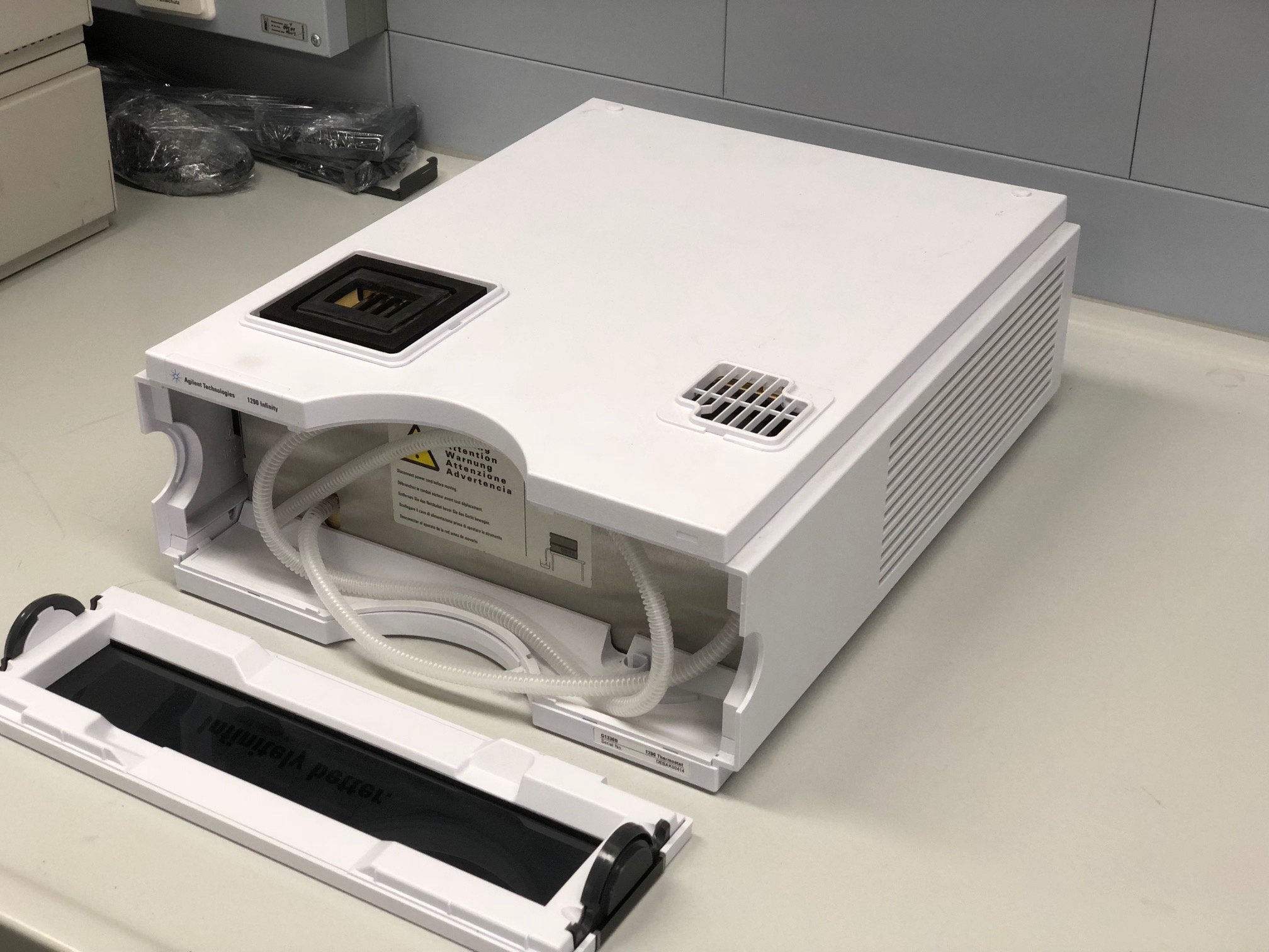 labstuff.eu - Agilent 1290 G1330B Thermostat