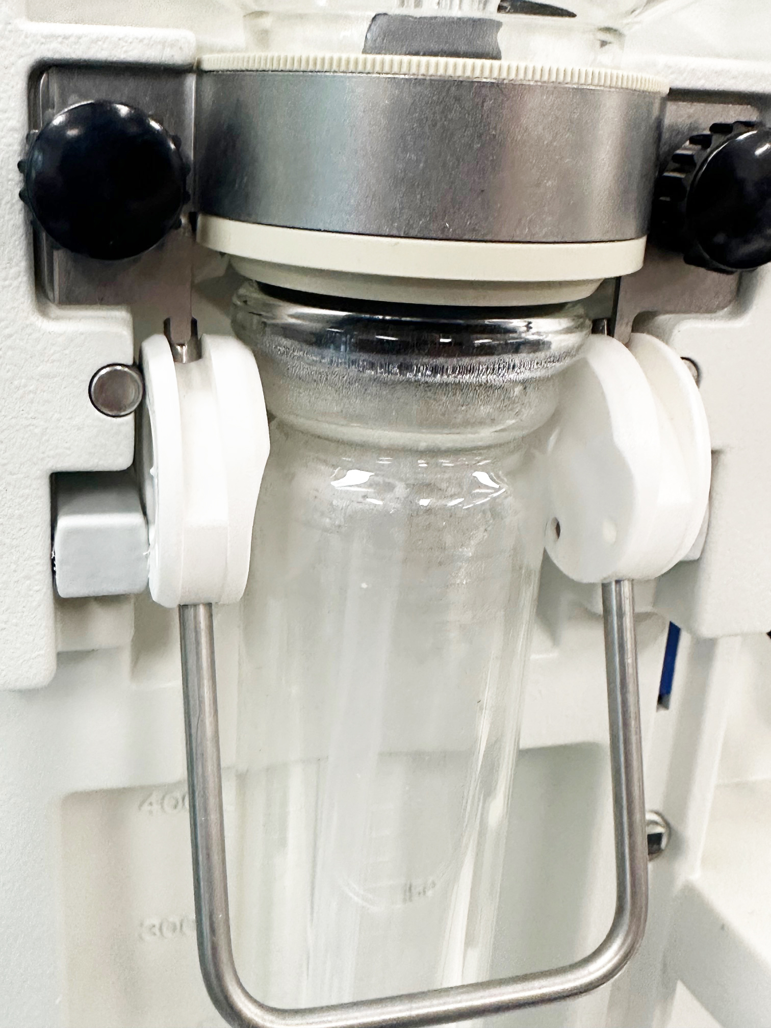 labstuff.eu - Buchi K-350 distillation apparatus for Kjeldahl, Devarda ...