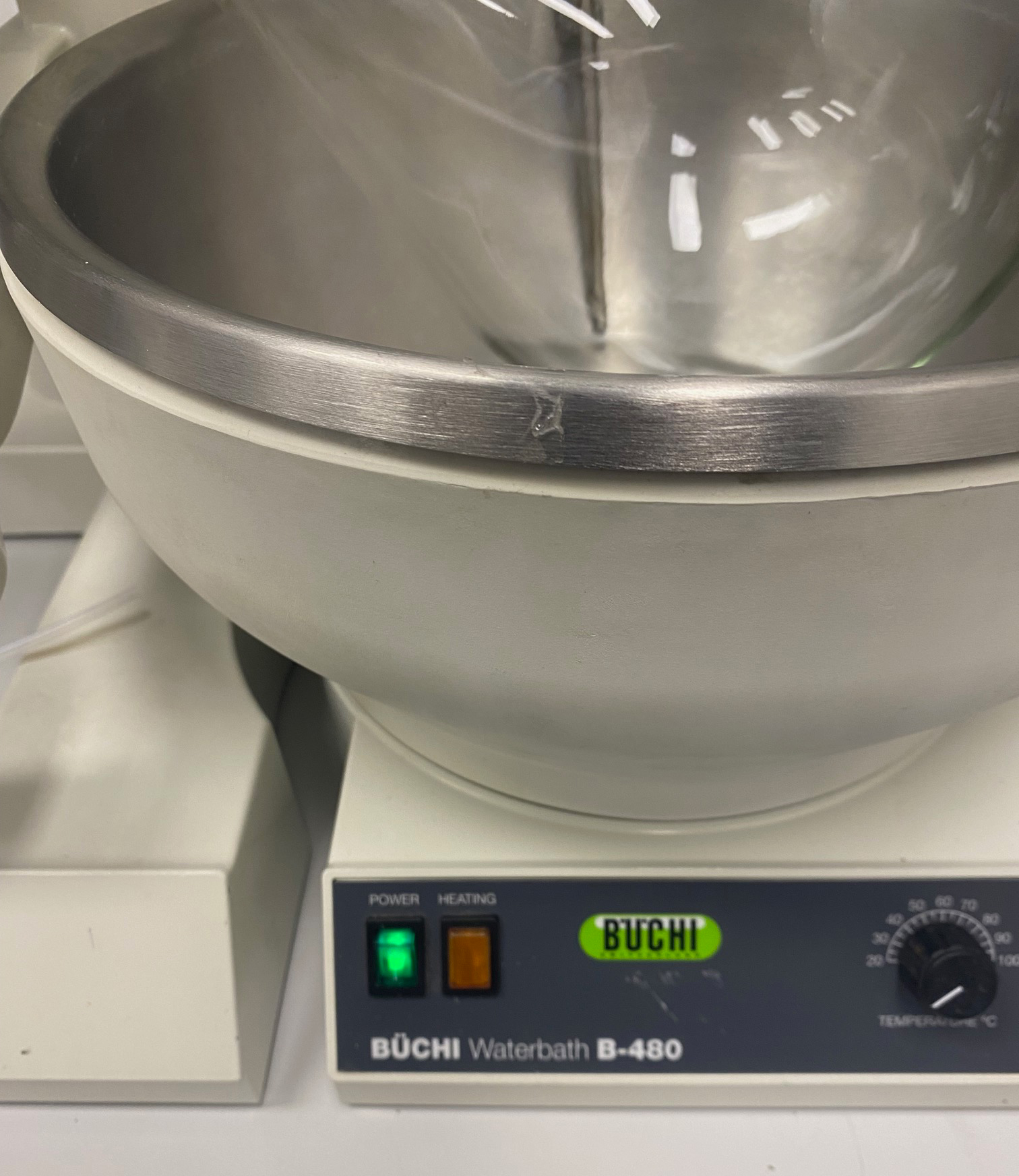 labstuff.eu - Buchi R-124 Rotavap with B-480 Waterbath and Vertical Condensor