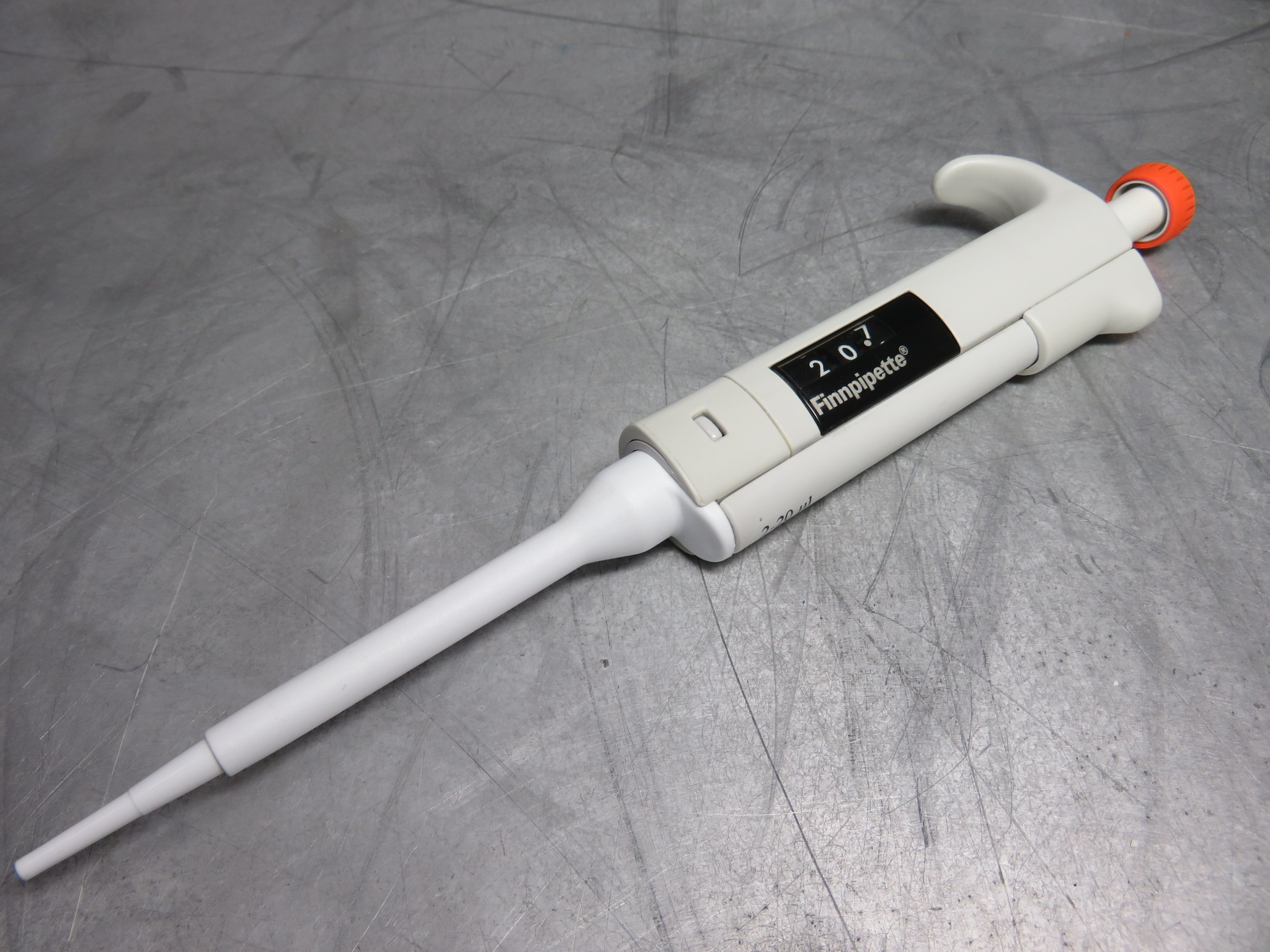 labstuff.eu - Thermo Scientific Finnpipette Model 4500, 2-20µl