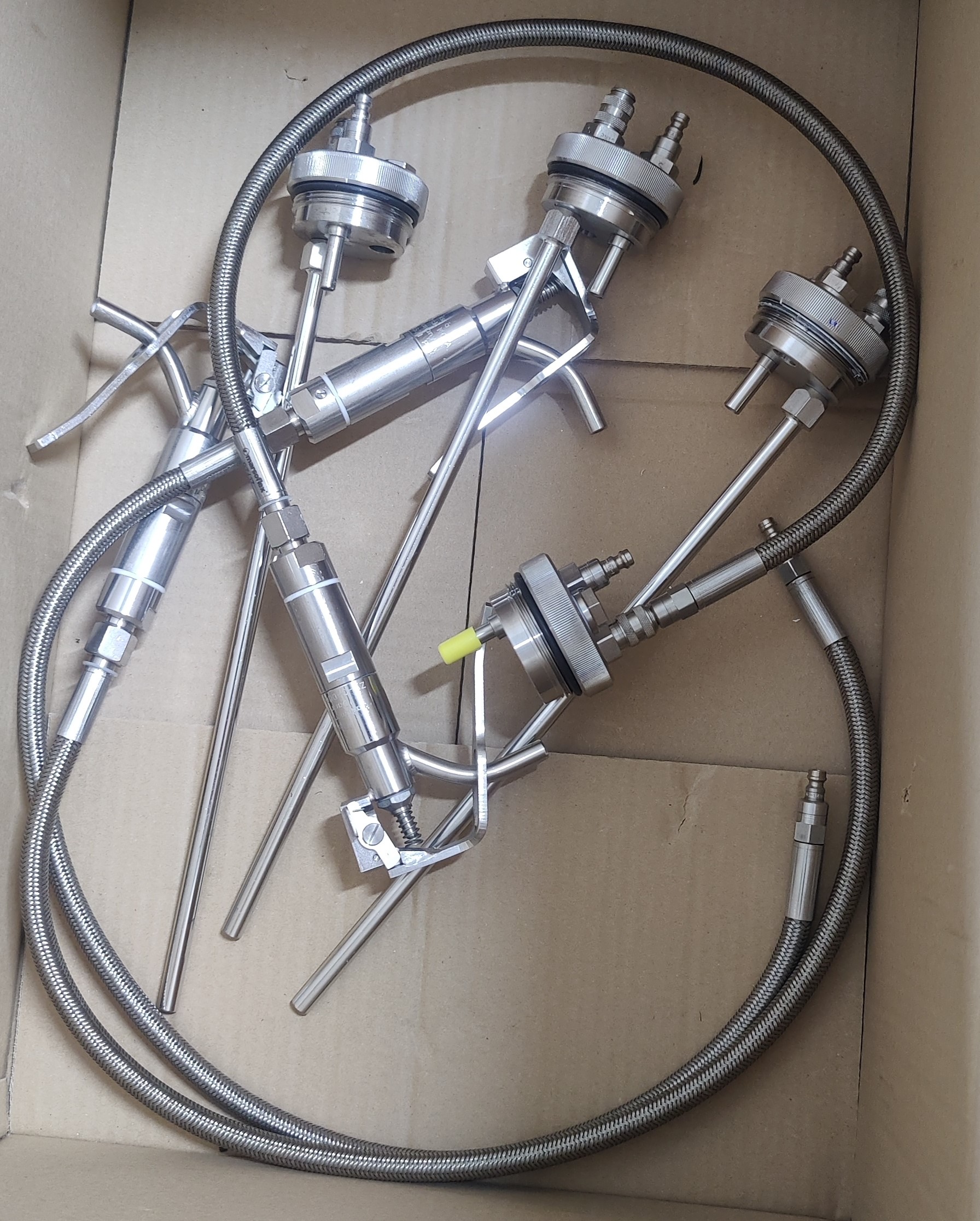 labstuff.eu - Merck withdrawal system for pressurizing with inert gas