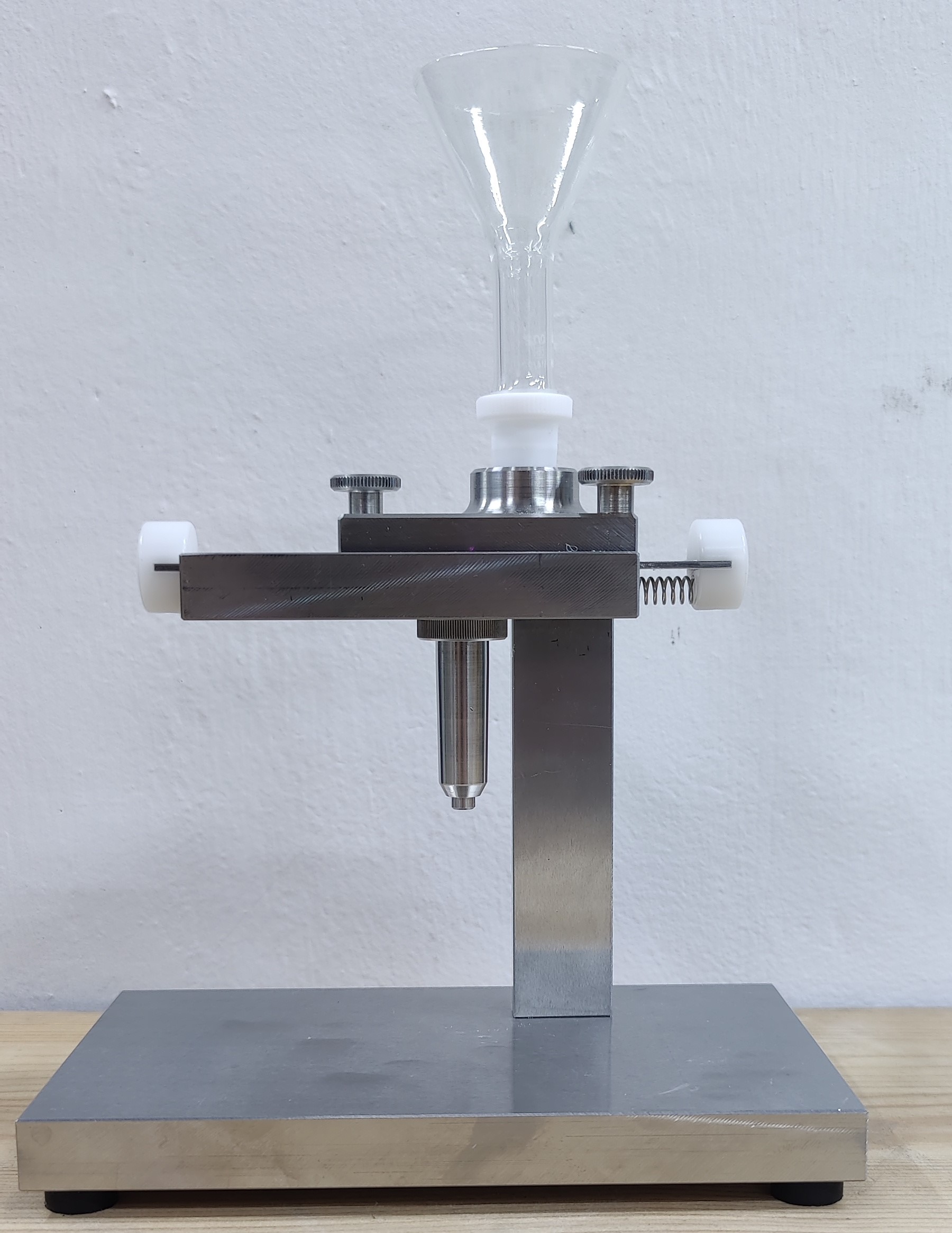 labstuff.eu - Almirall Sofotec fine powder doser / fine doser