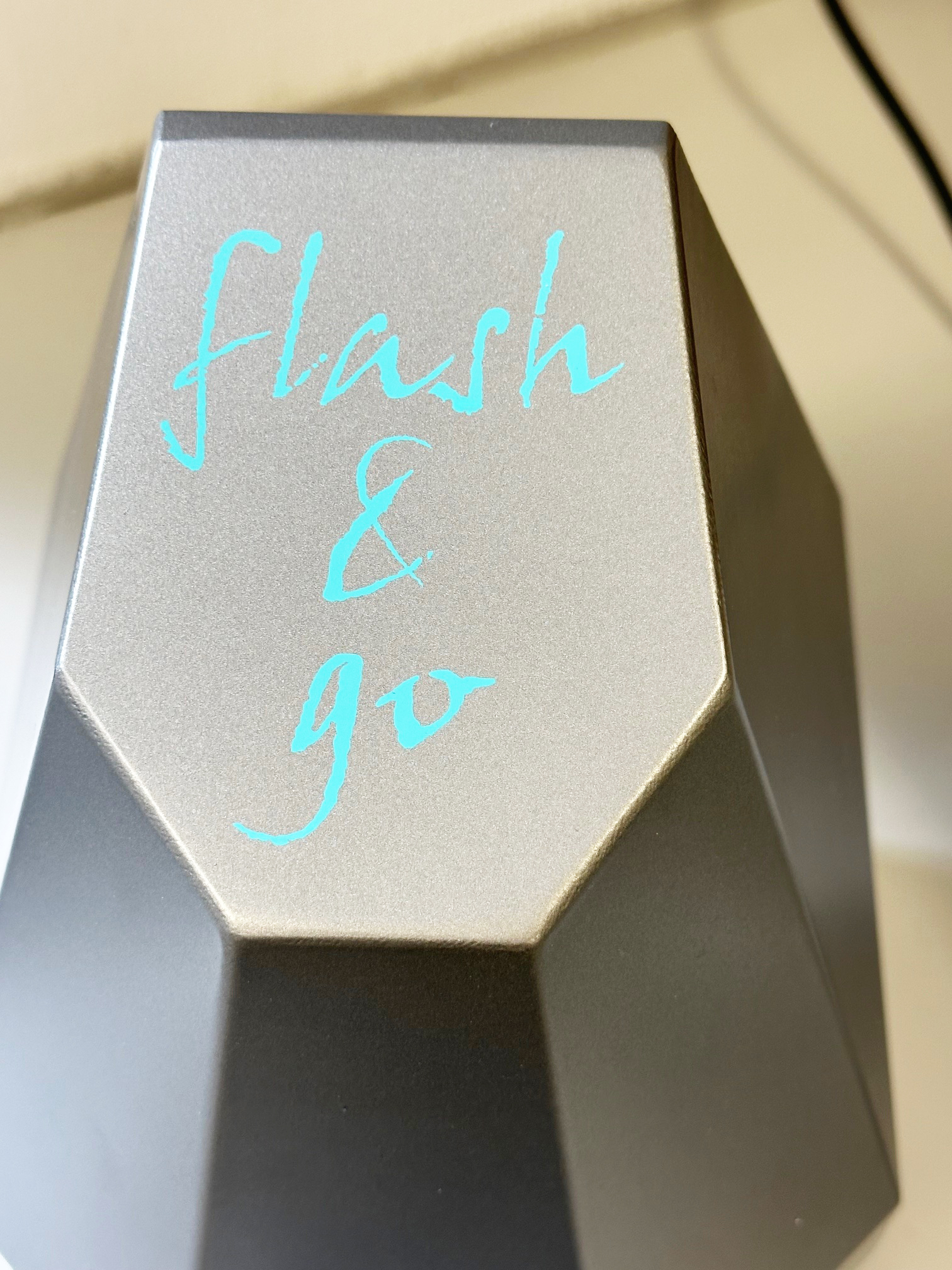 labstuff.eu - IUL Flash & Go Automatic Colony Counter