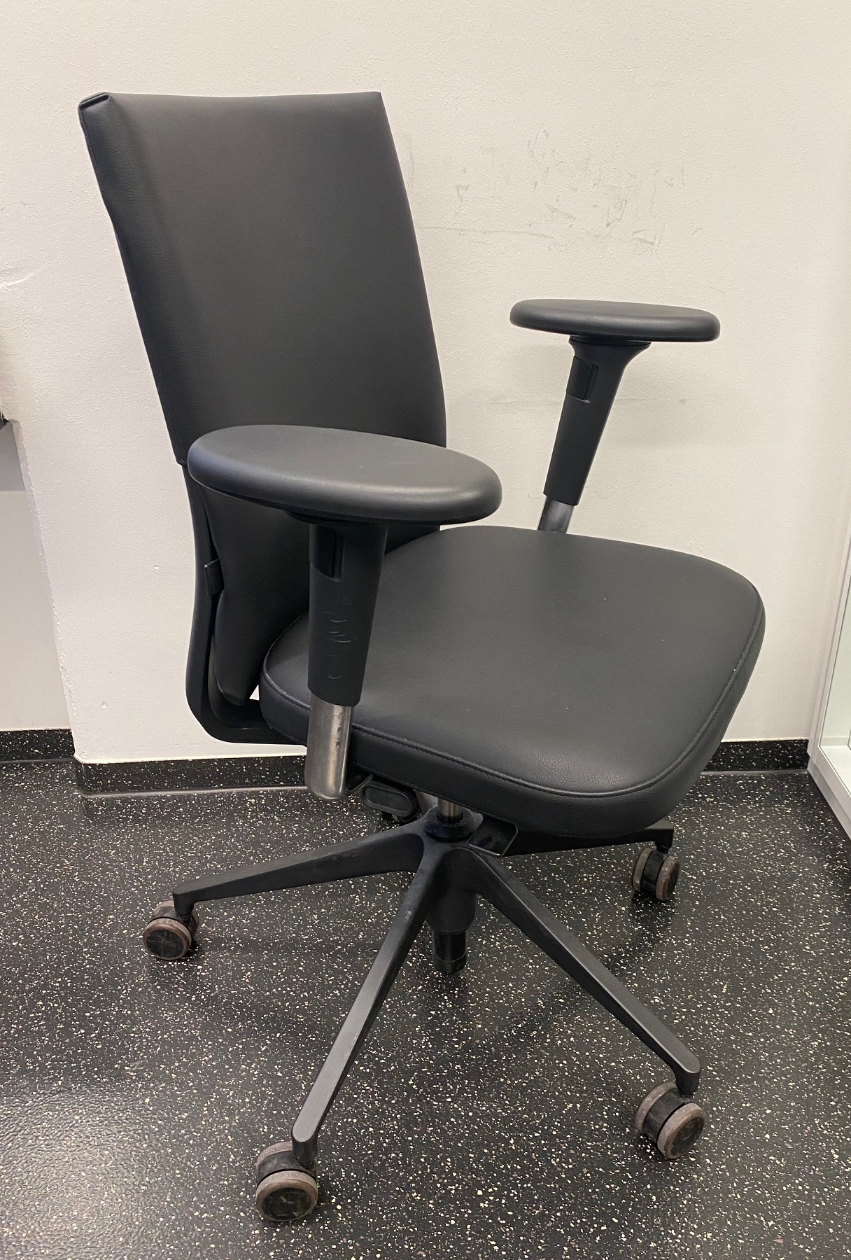 labstuff.eu - Laboratory / Officechair Vitra Id Soft