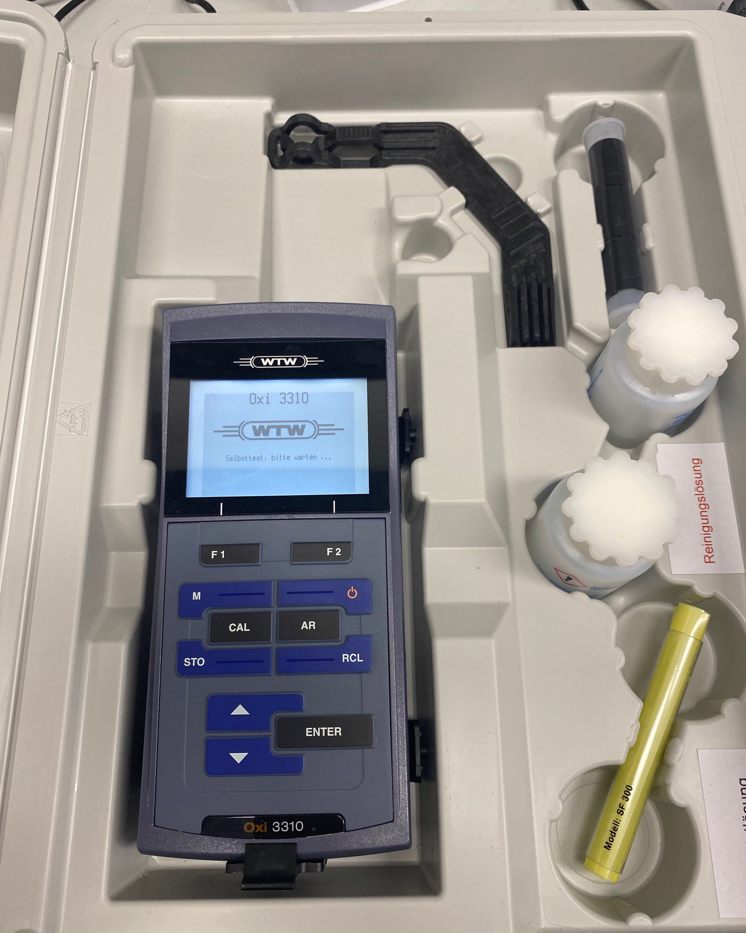 labstuff.eu - WTW Oxi 3310 Set with CellOx325 Probe and Maintenance Parts