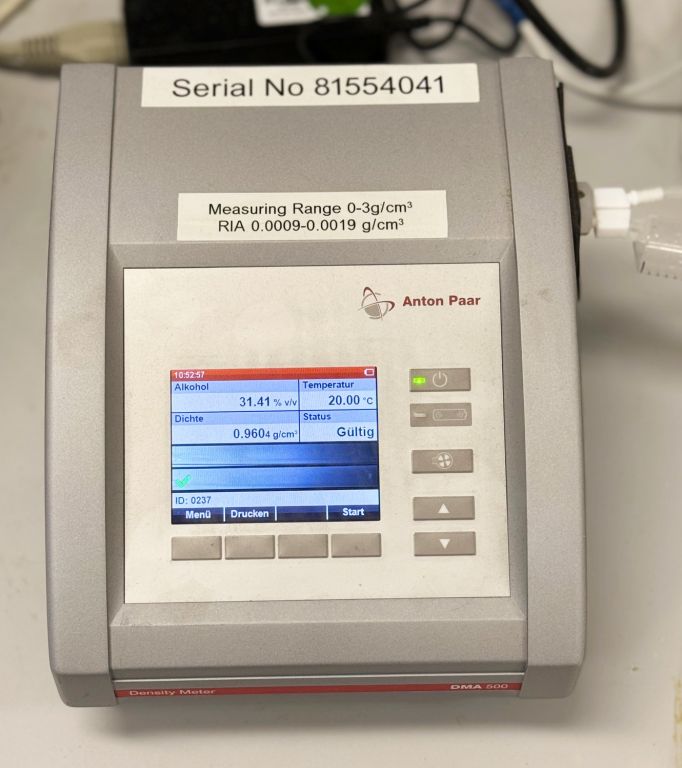 labstuff.eu - Anton Paar DMA 500 density meter